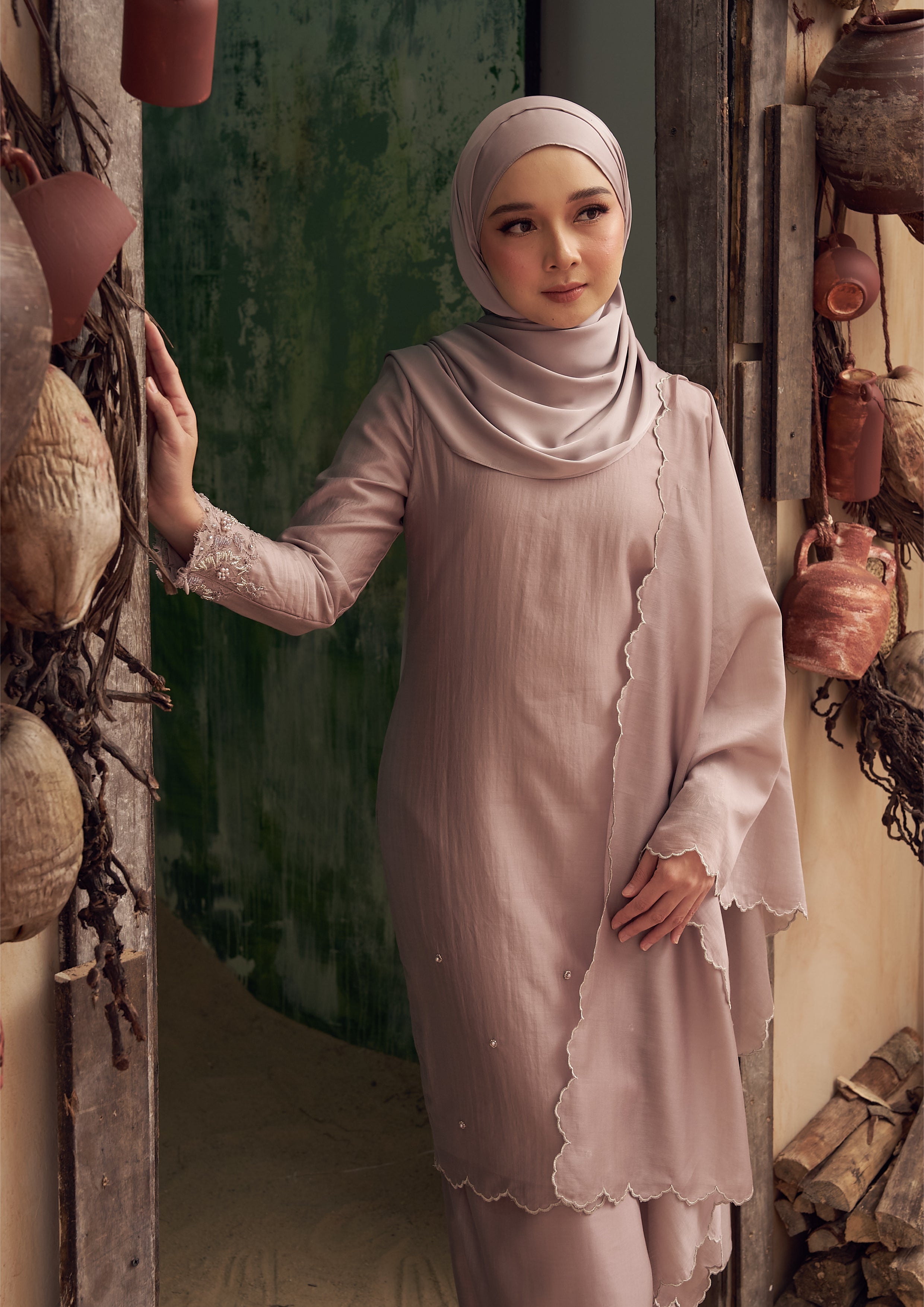 Hessa Ash Purple – MINIMALACE