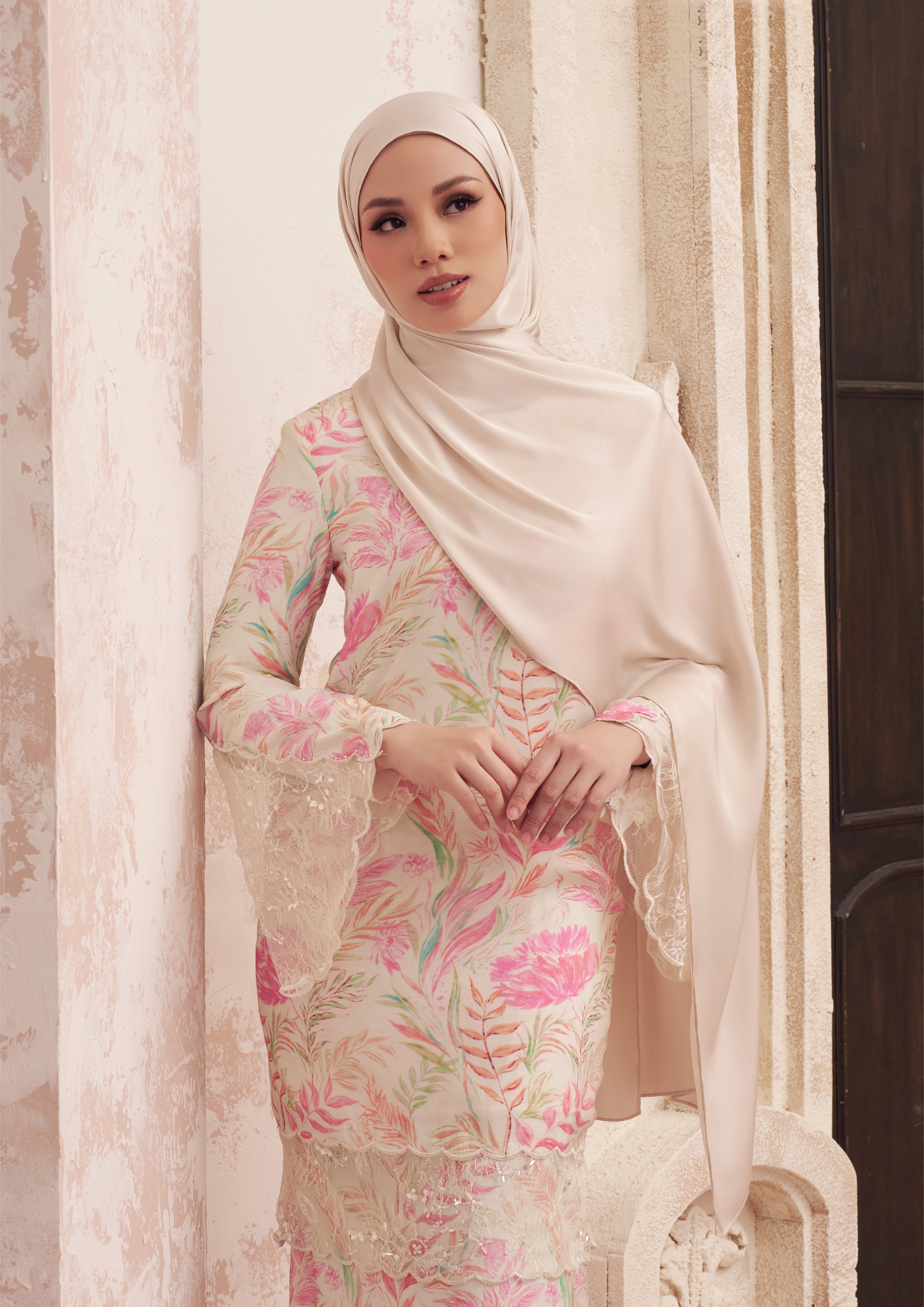 Maysa Bellflower – MINIMALACE