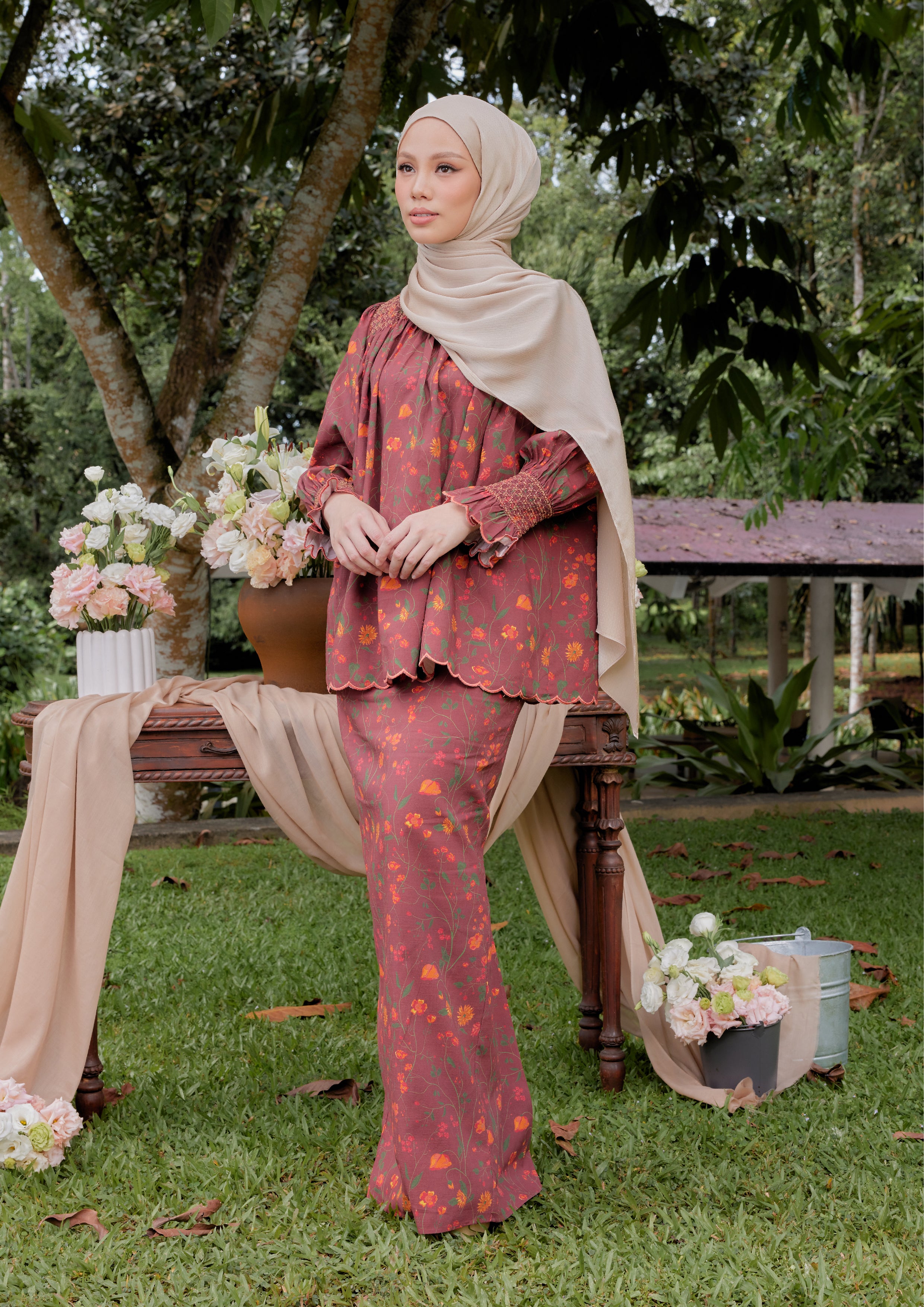 Melly – MINIMALACE