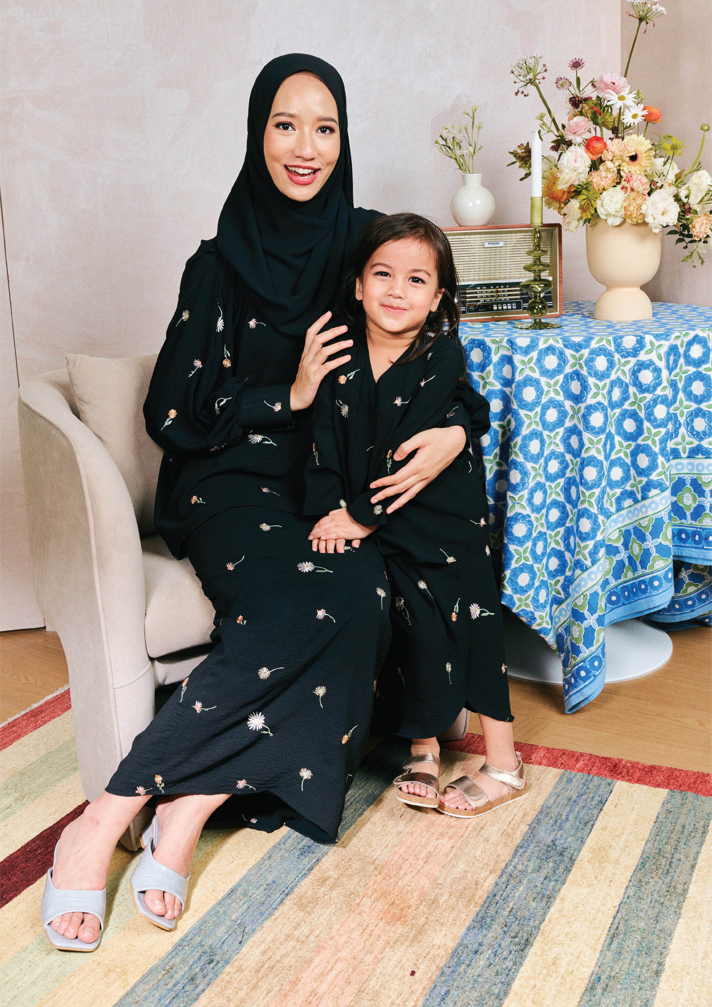 Daisy Black - Daughter – MINIMALACE