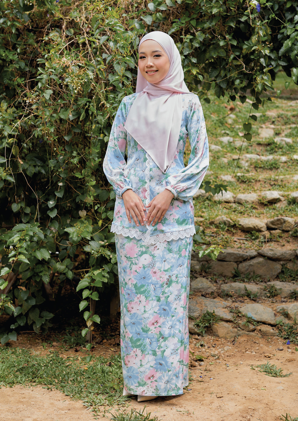 Amani Mother – MINIMALACE