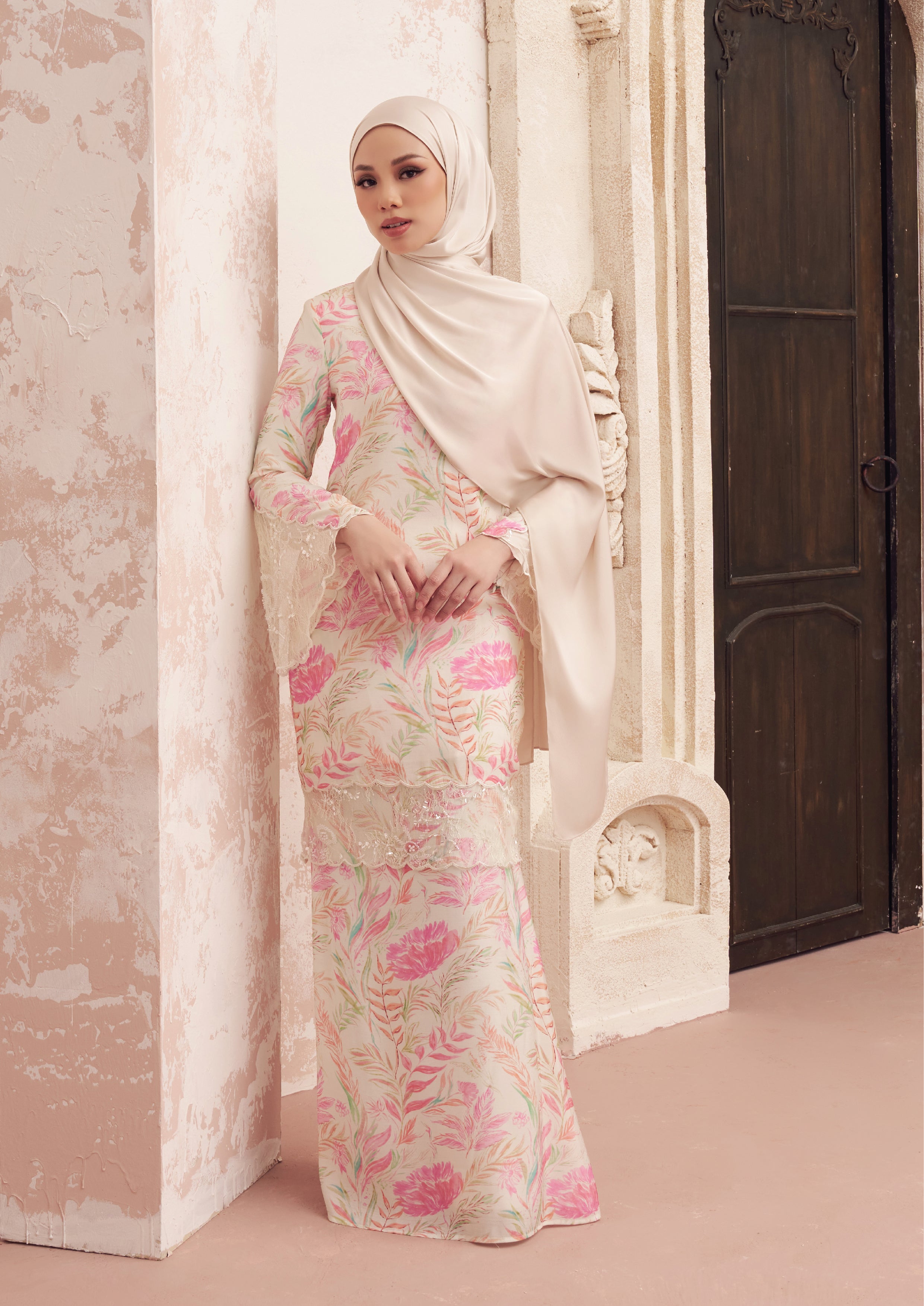 Maysa Bellflower – MINIMALACE