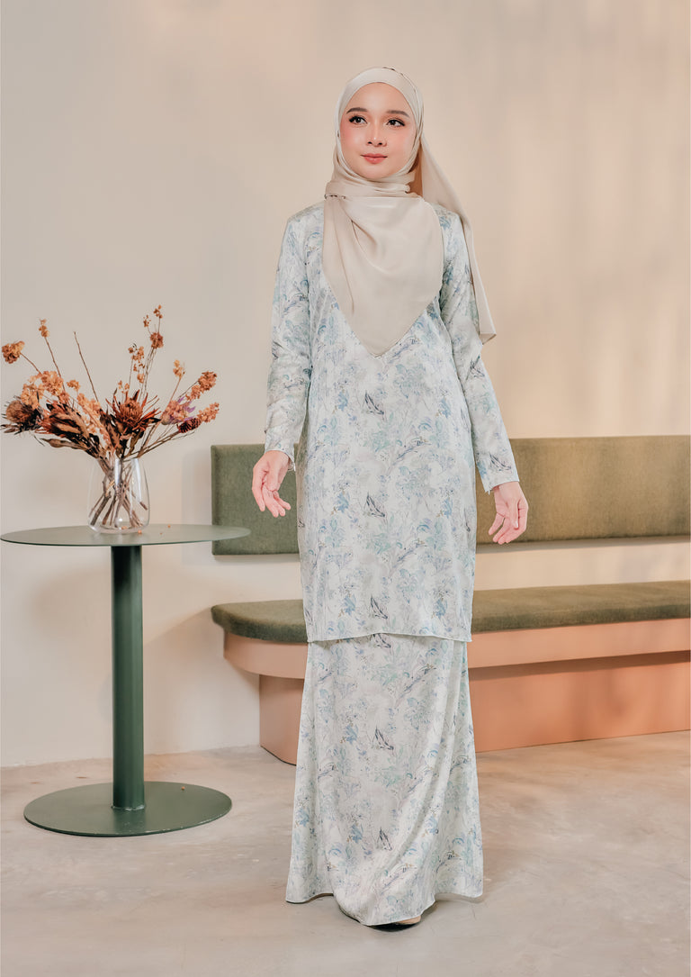 Freya Green – MINIMALACE