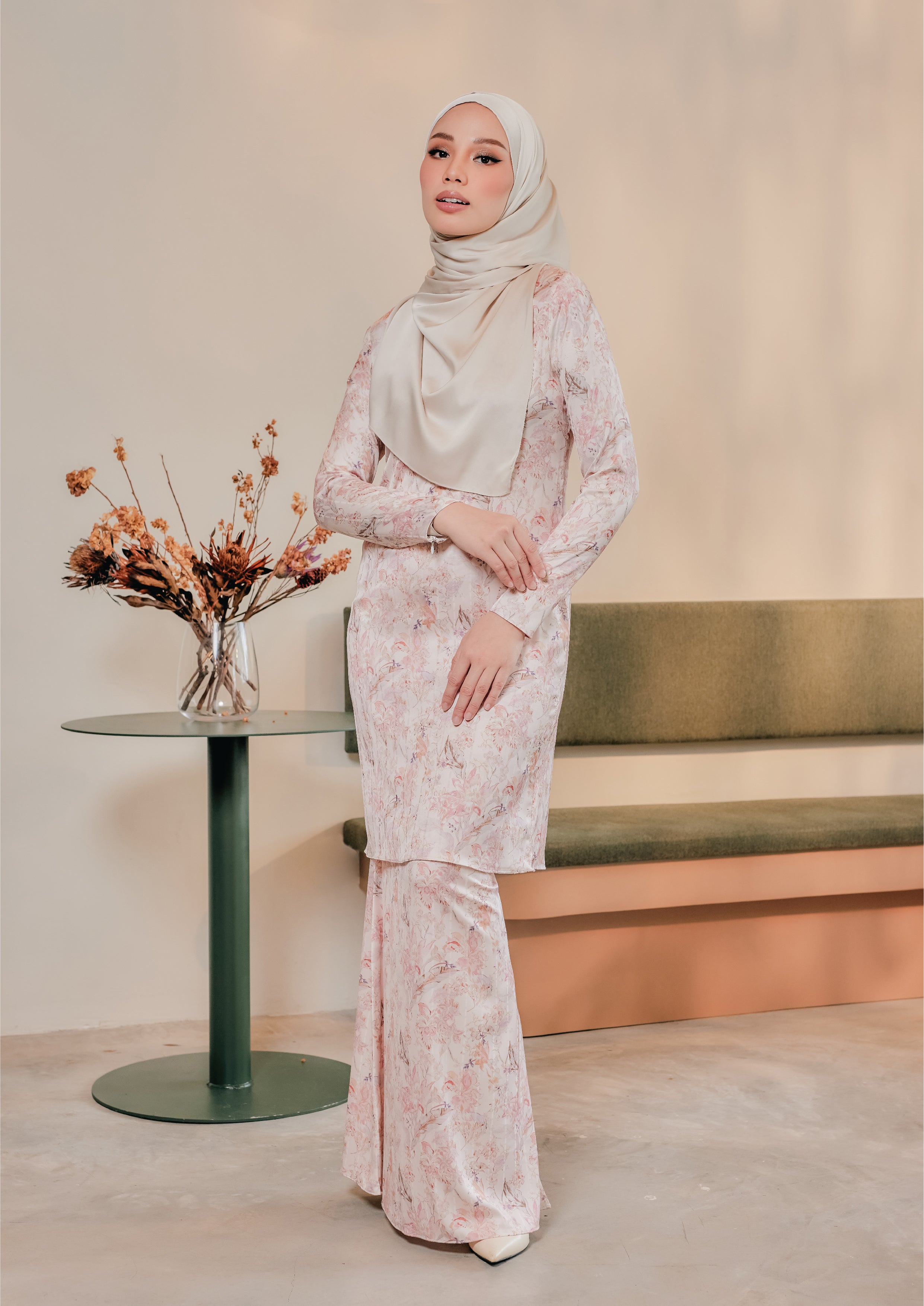 Freya Pink – MINIMALACE