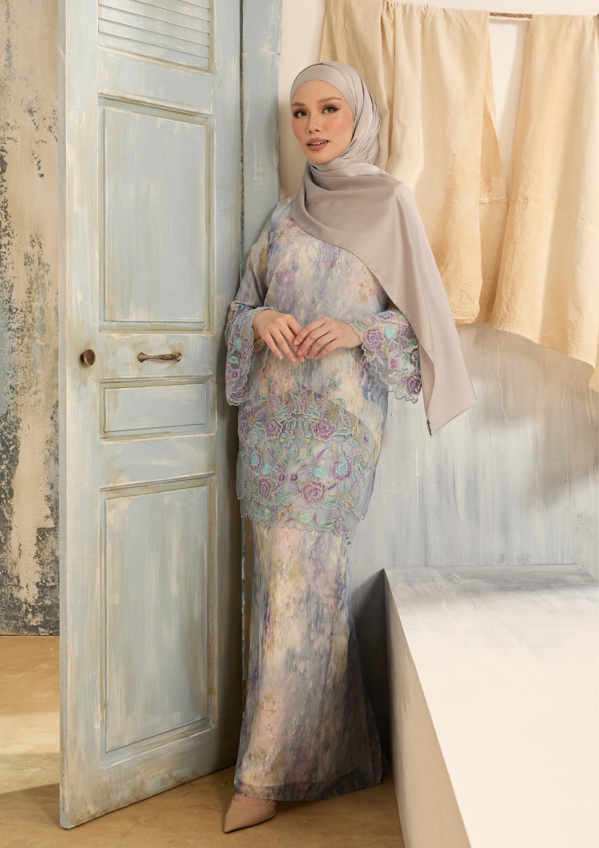Maysa Heather Blue – MINIMALACE