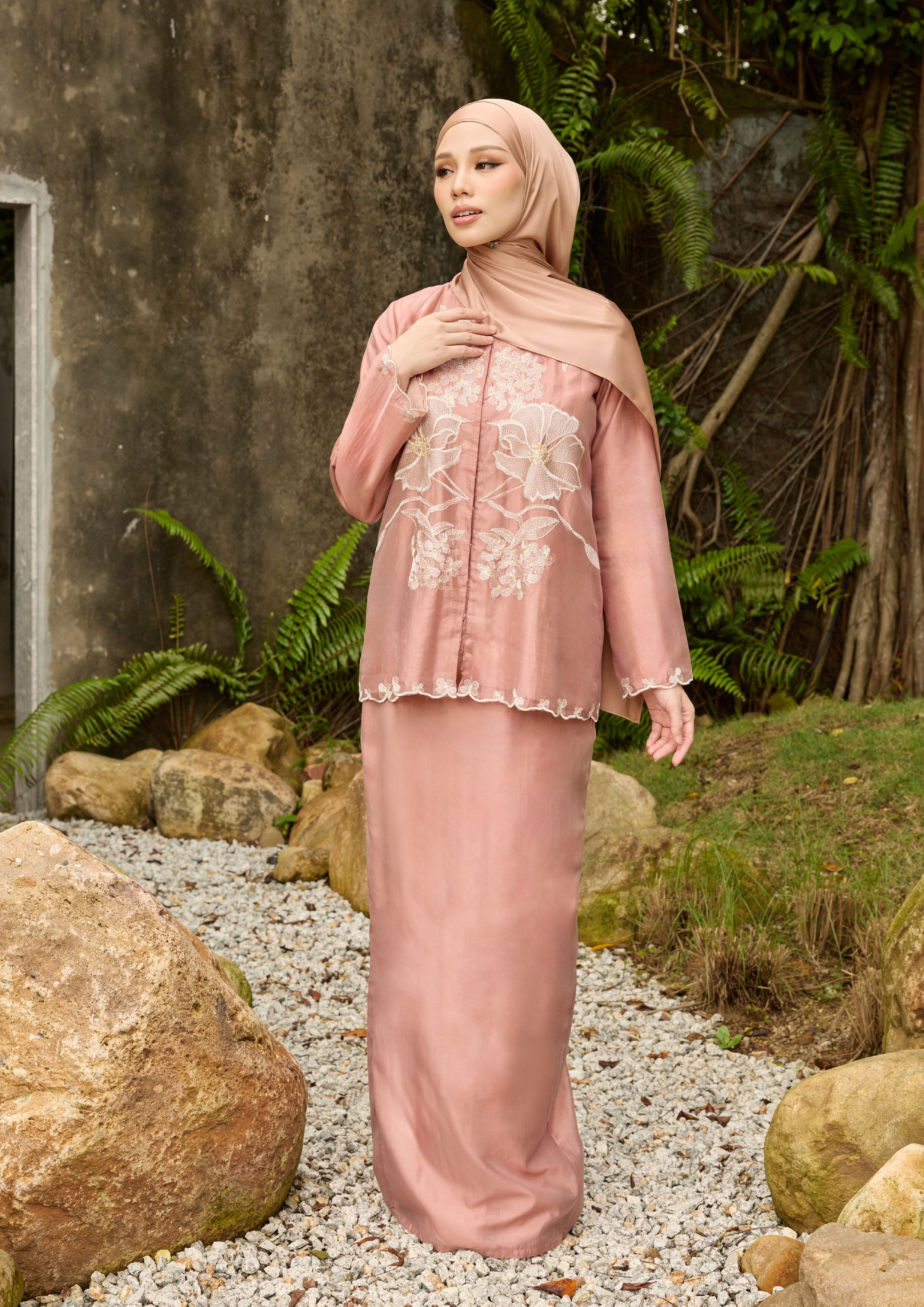 Sale – MINIMALACE