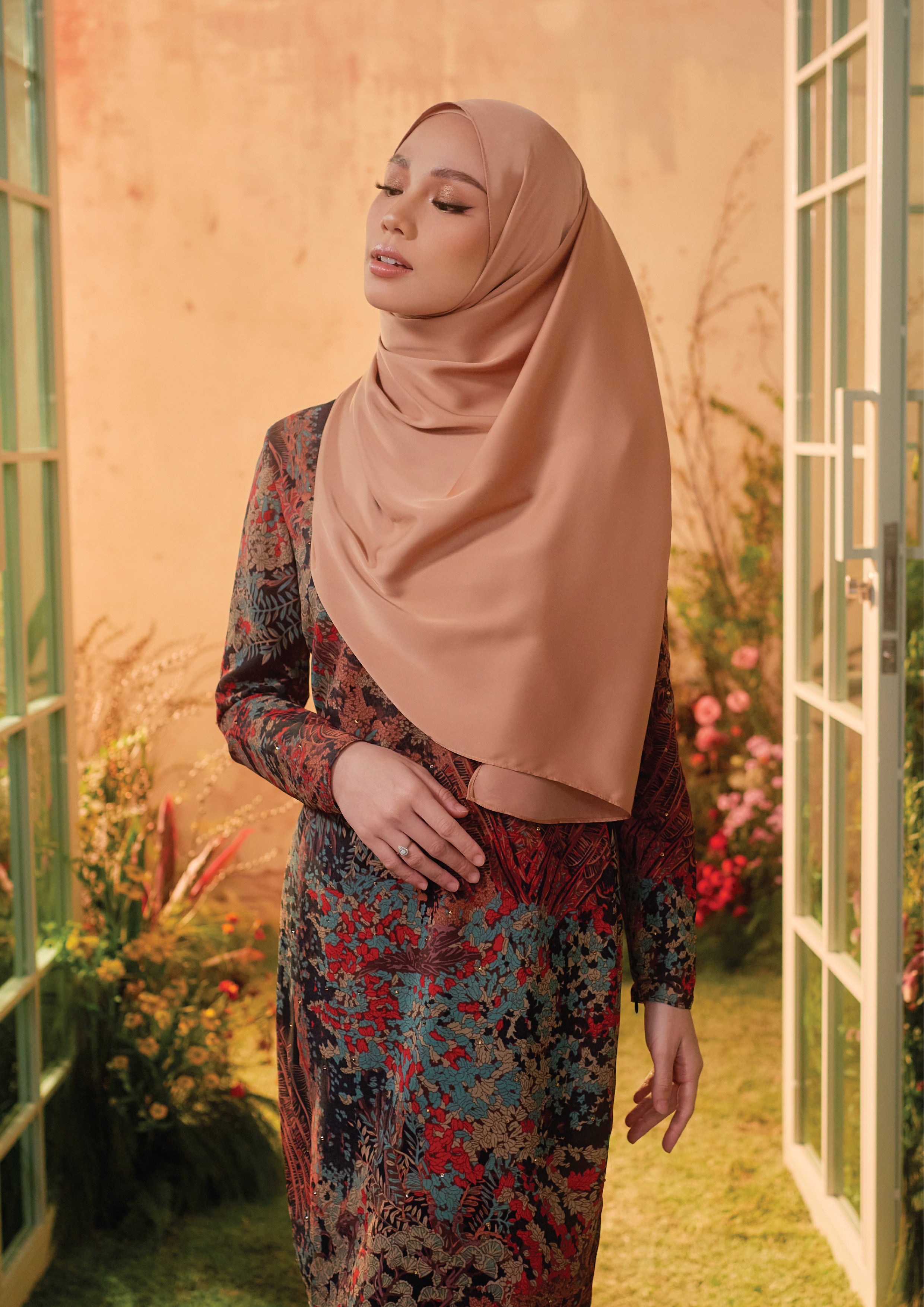 Kyra Raya Jade Premium – MINIMALACE