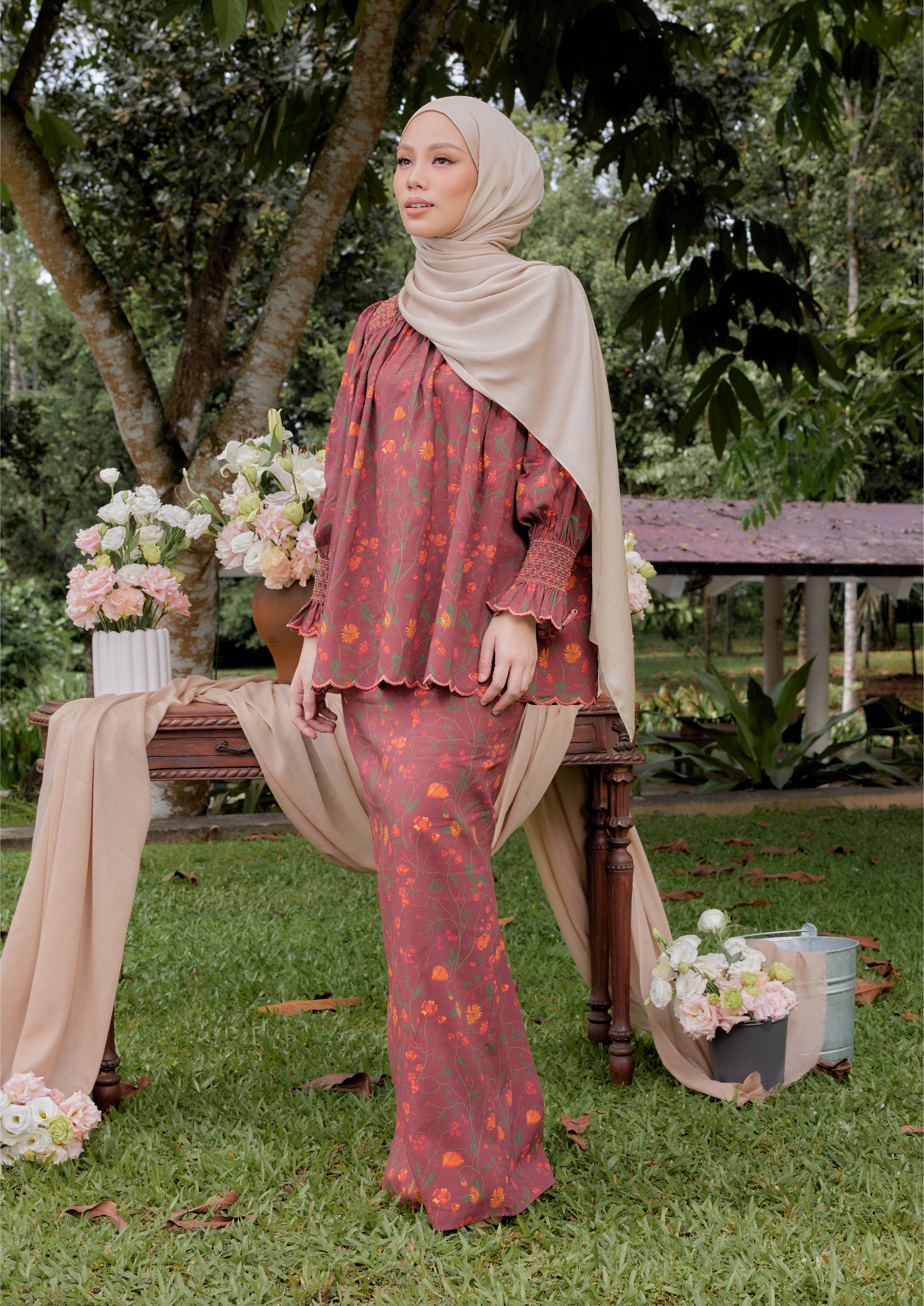 Melly – MINIMALACE