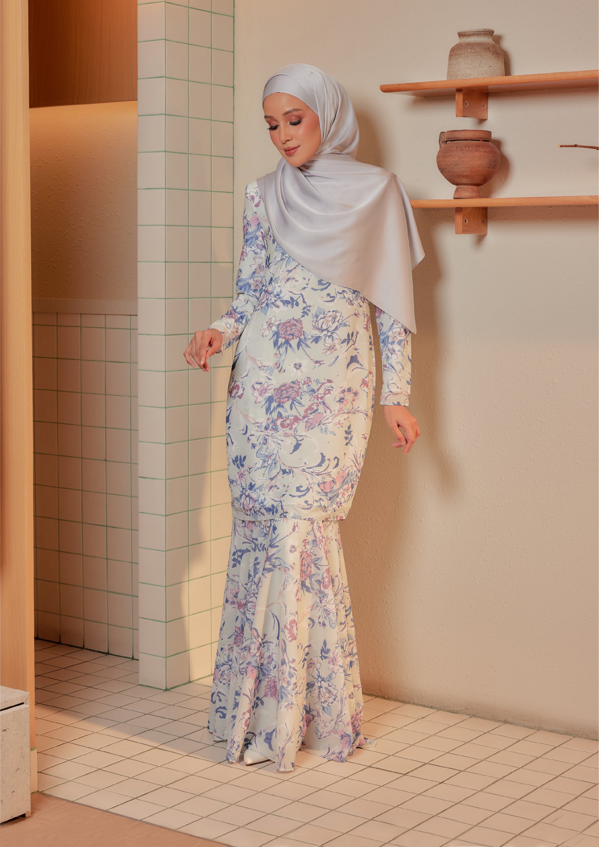 Kyra Ocean Eyes – MINIMALACE