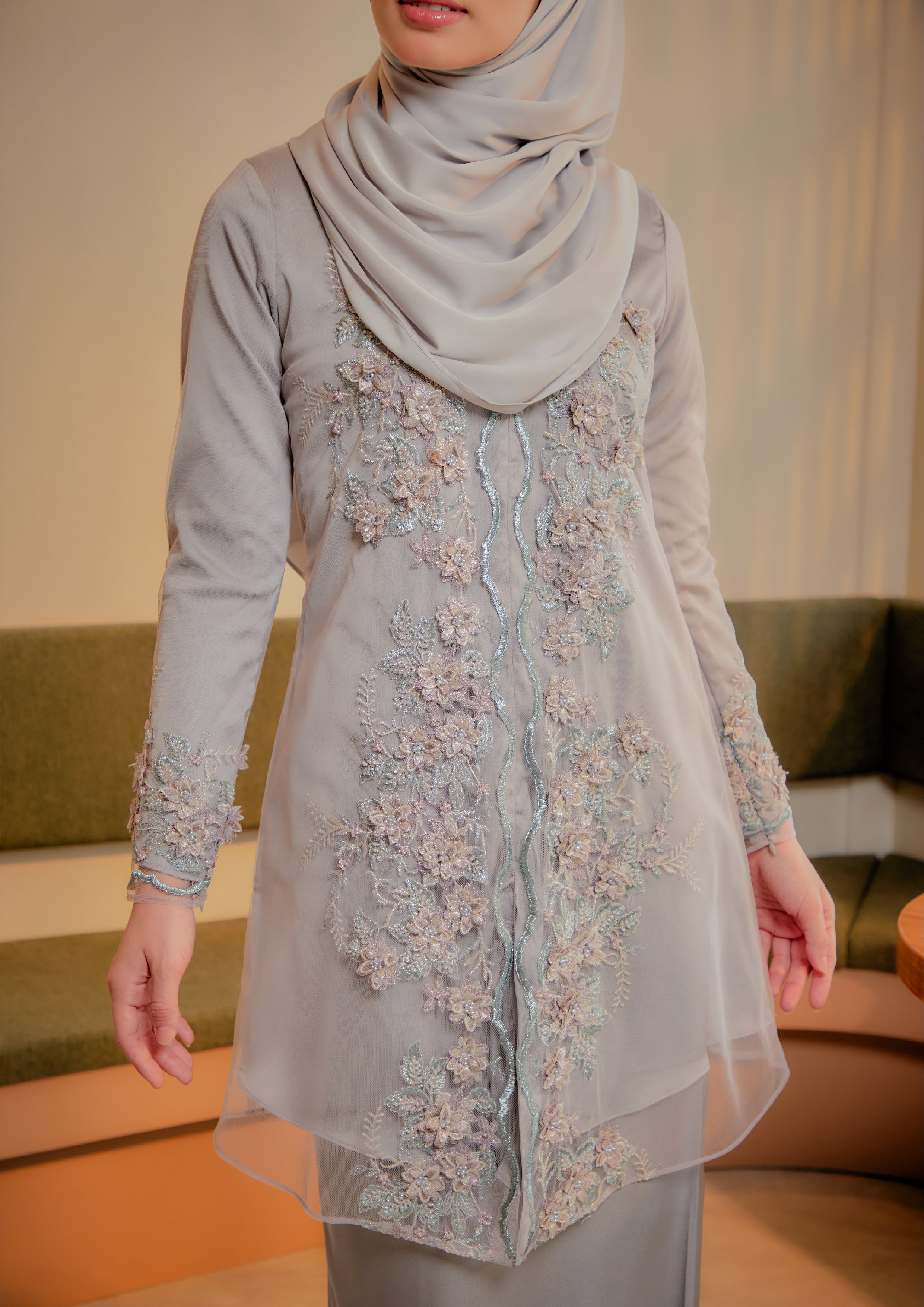 New Arrival – MINIMALACE