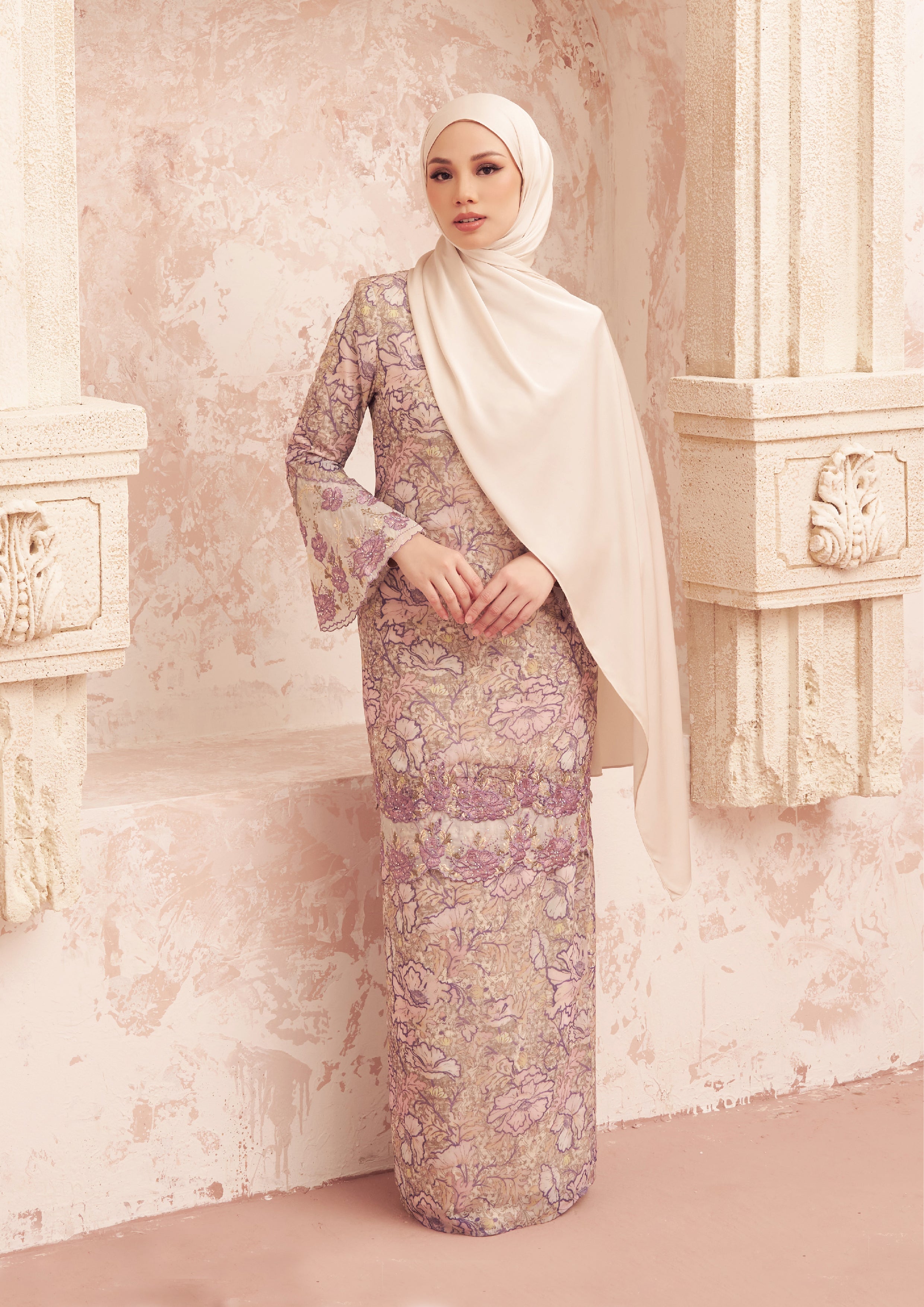 Maysa Rosewater – MINIMALACE