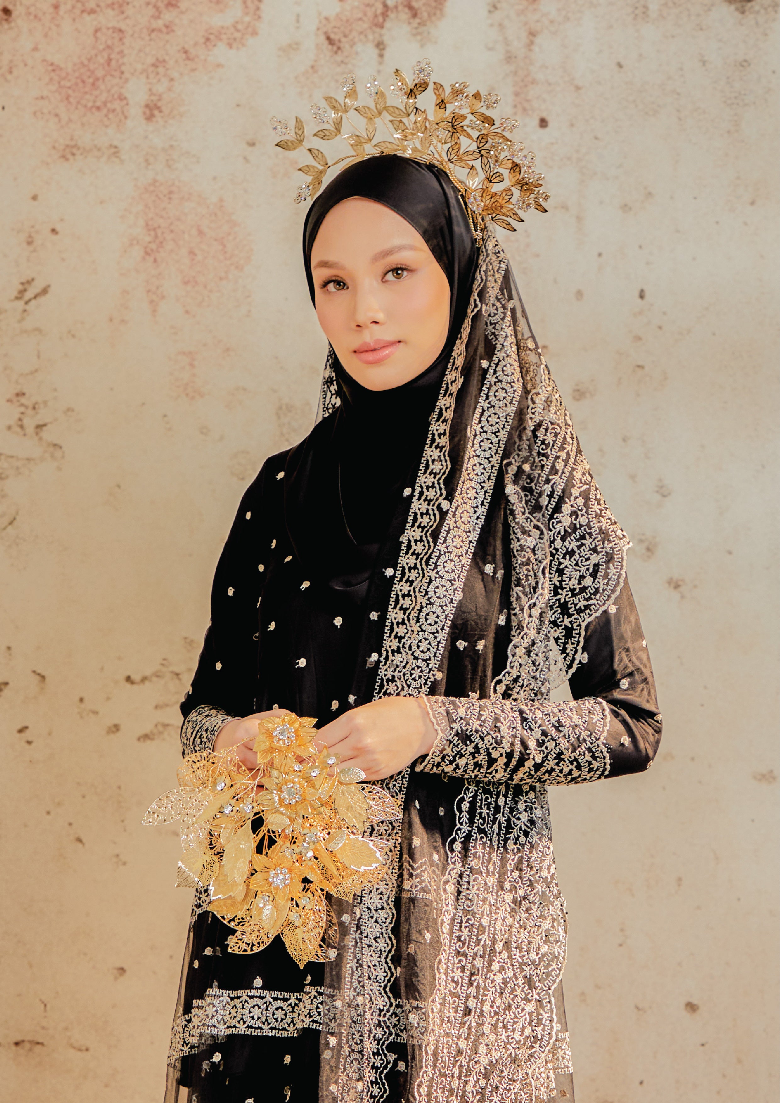 Selendang Ratna Black – MINIMALACE