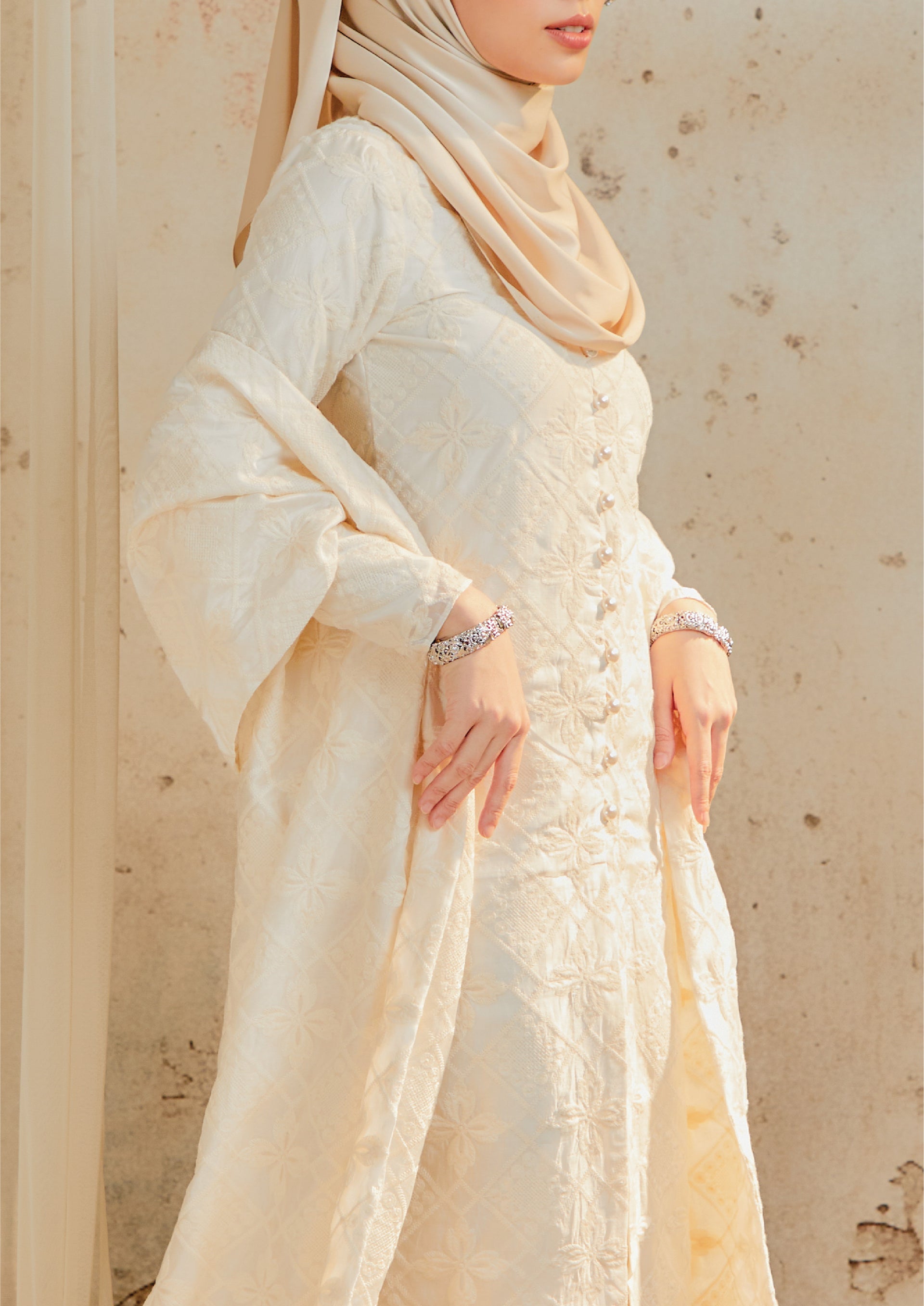 Kalsom – MINIMALACE