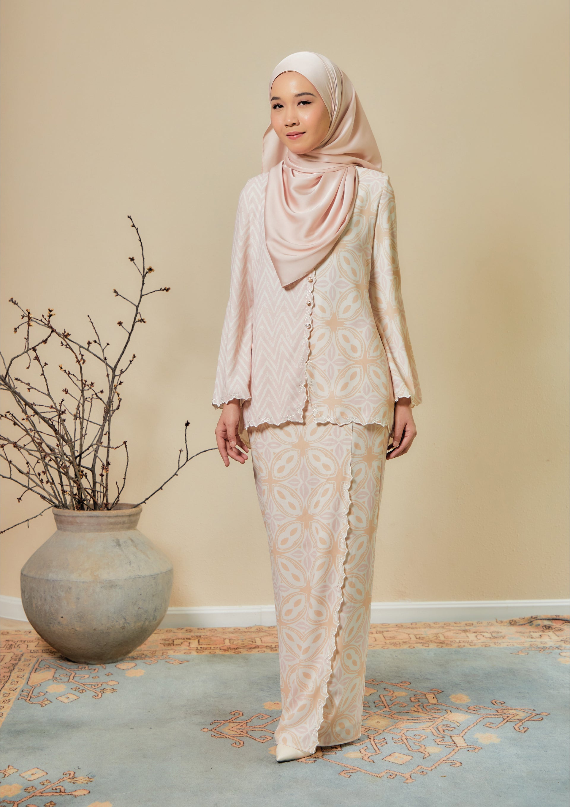 Lestari Batik – MINIMALACE