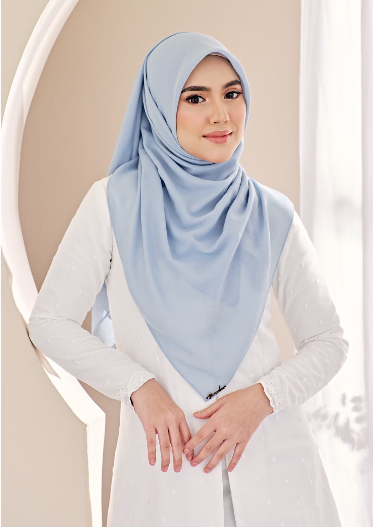 Basic Bawal Deep Blue – MINIMALACE